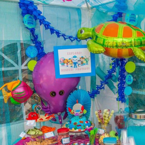 30+ Awesome July Party Themes