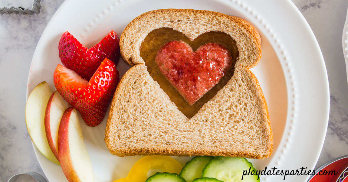 Heart Shaped Sandwiches | 3 Adorably Easy Versions