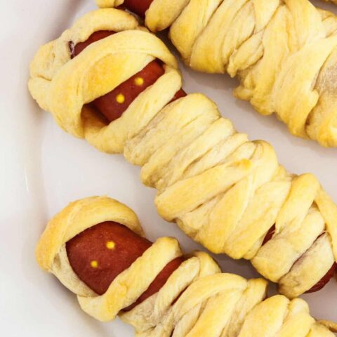 Easy Mummy Dogs for Halloween