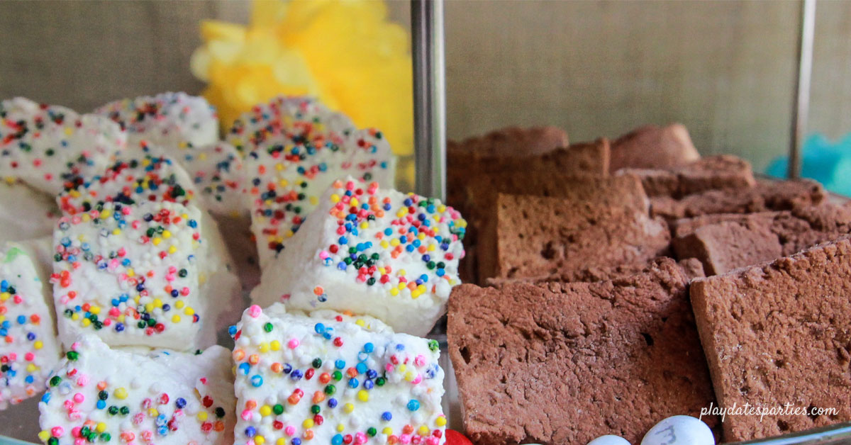 How to Host a Last-minute S'mores Party