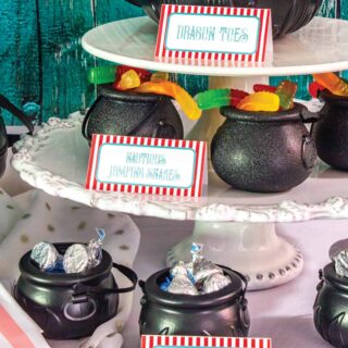 30+ Creative Party themes for October