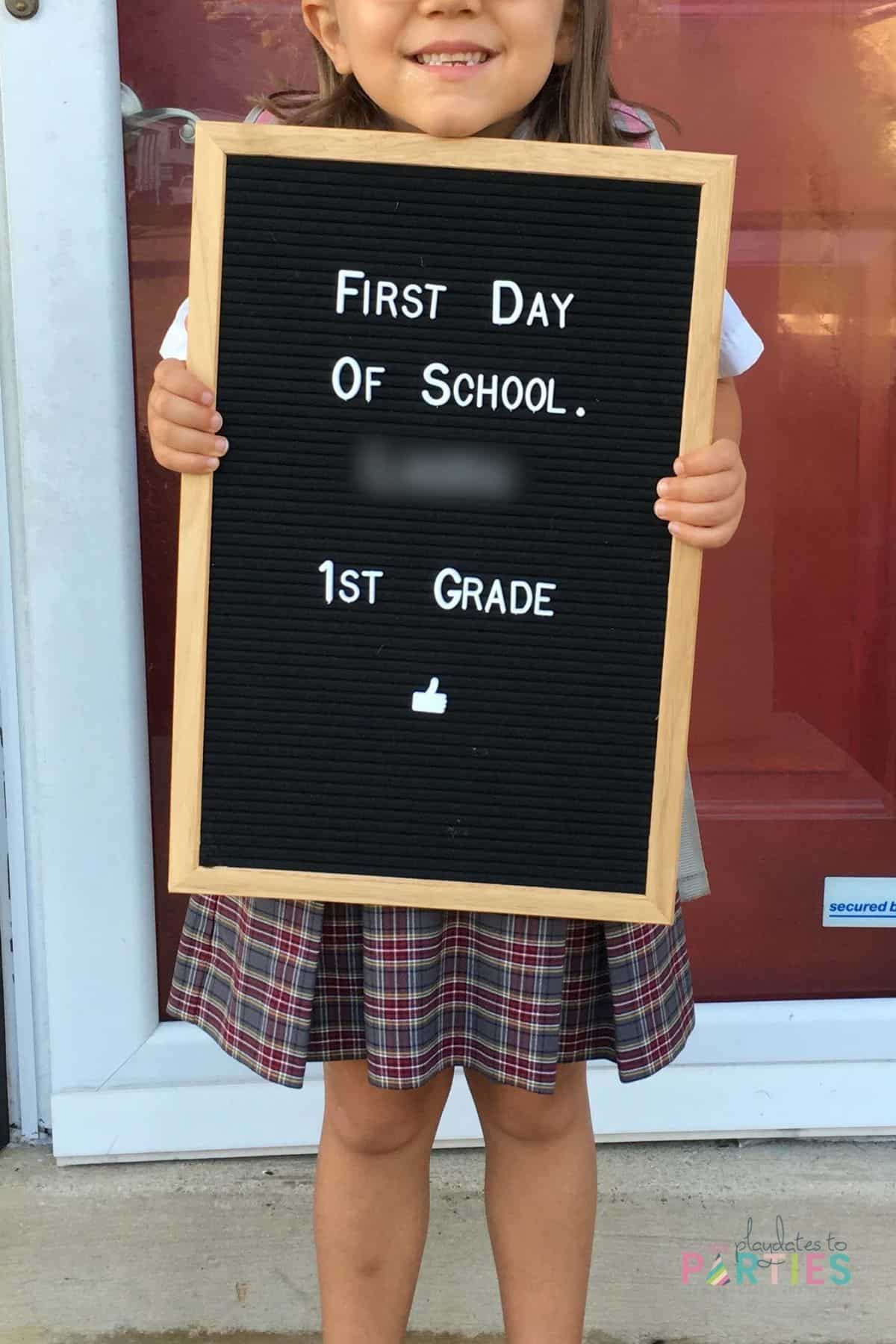 11 DIY Back to School Sign Ideas for Busy Moms
