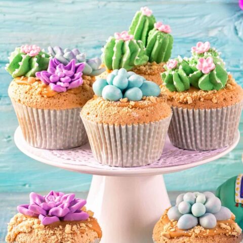 40+ June party themes for any style and budget