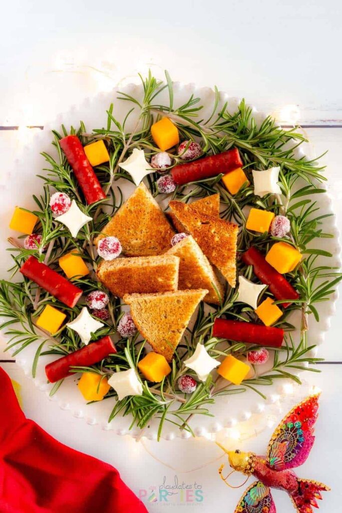Christmas Appetizer Wreath (on a Budget!)
