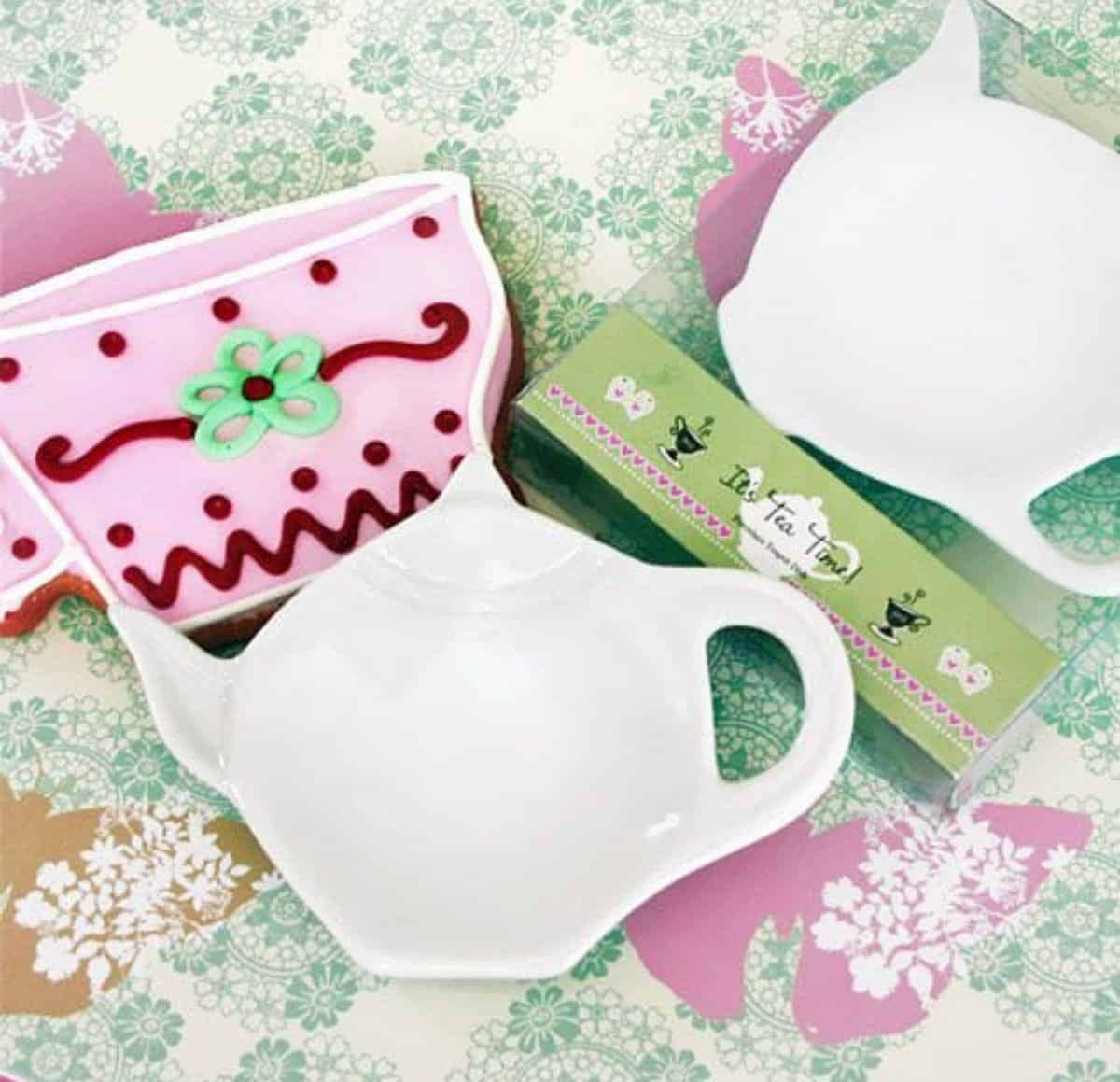 11 Cute and Unique Tea Party Favors