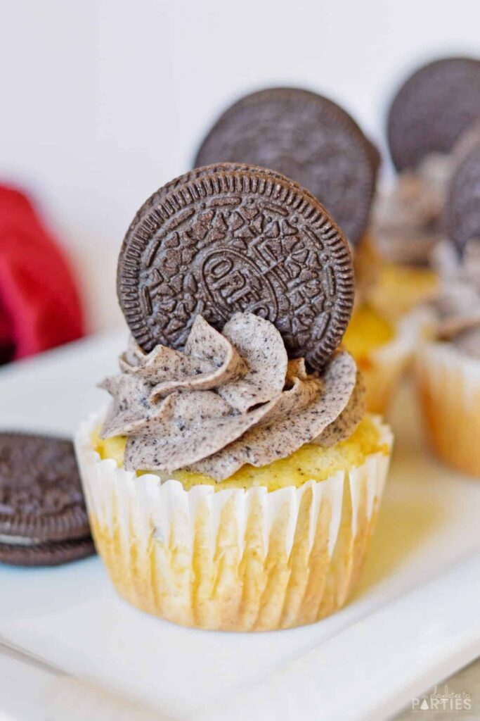 Oreo Cupcakes with Cookies and Cream Frosting