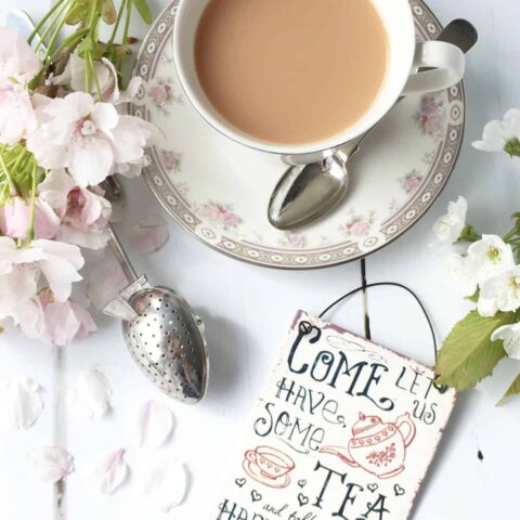 40+ June party themes for any style and budget