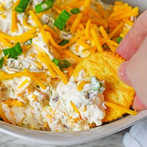 25+ Clever and Affordable Graduation Party Ideas