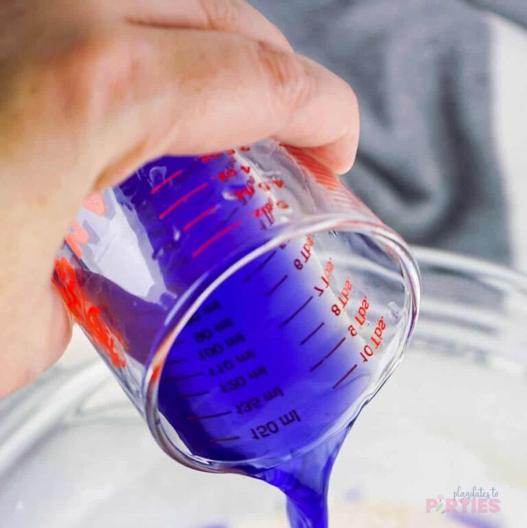 Easy Recipe for Homemade Playdough